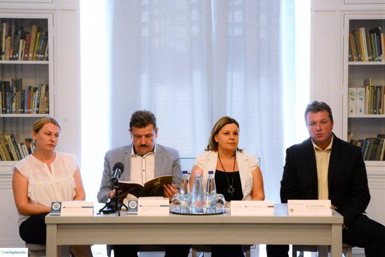 Benczúr Gyula – Könyvet jelentetett meg a festőfejedelem életéről a ...